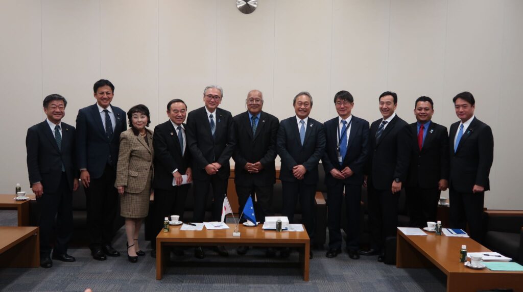 Official Working Visit by The Honorable Lorin S. Robert - ミクロネシア連邦大使館